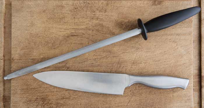 How to Use a Honing Rod? - CharlieTrotters